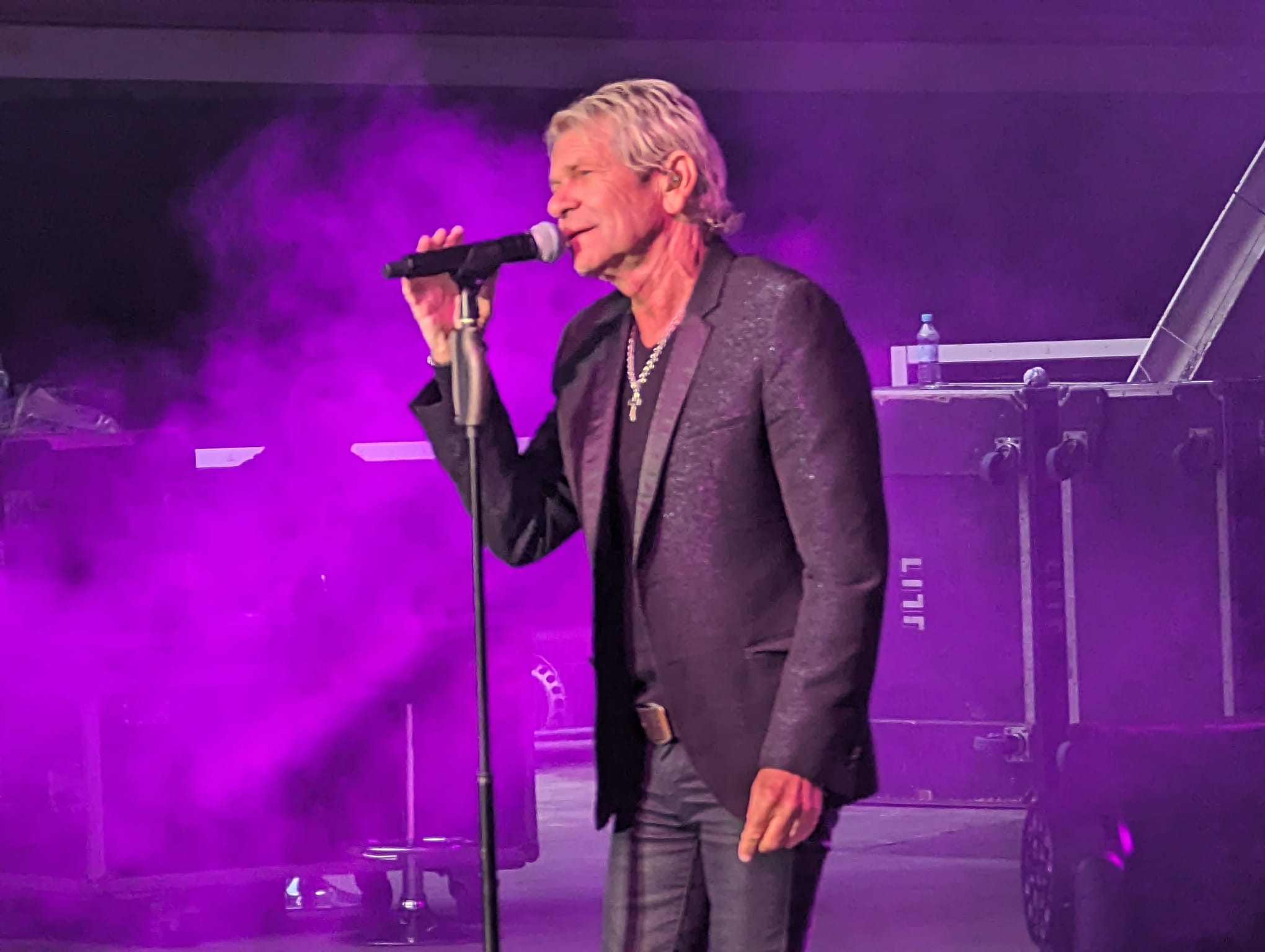 Schlagersänger Matthias Reim rockt 2024 Spremberger Freilichtbühne ...